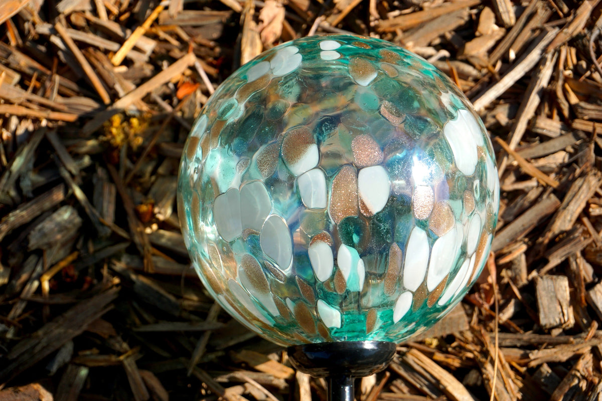 Solar Garden Sphere Green – Nance Galleries