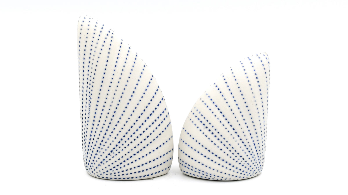Ada Salt & Pepper Shakers Blue Linear Dots – Nance Galleries